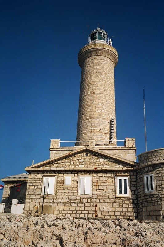 Lighthouse Porer: Lighthouse Island Istria